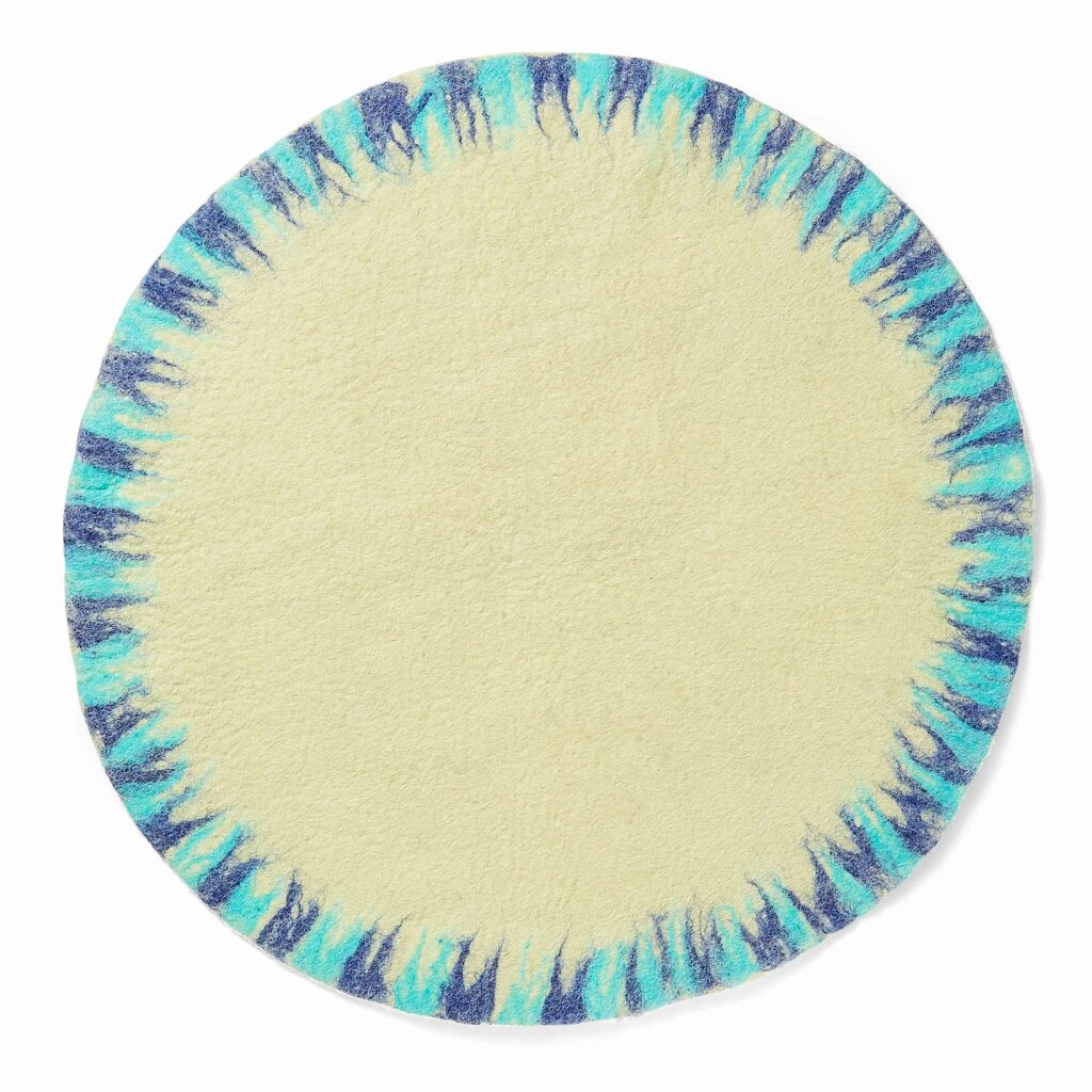 Dog Resting Mat, 100% Wool, Blue Bordered - Everest Pets and Gifts